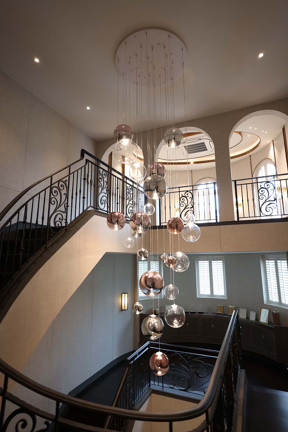 RANDOM SOLO – lamptitudereserve