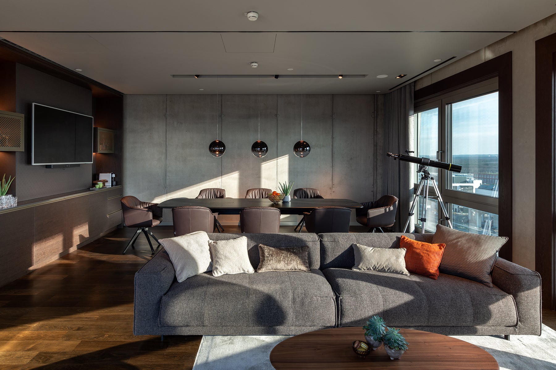 RANDOM SOLO – lamptitudereserve