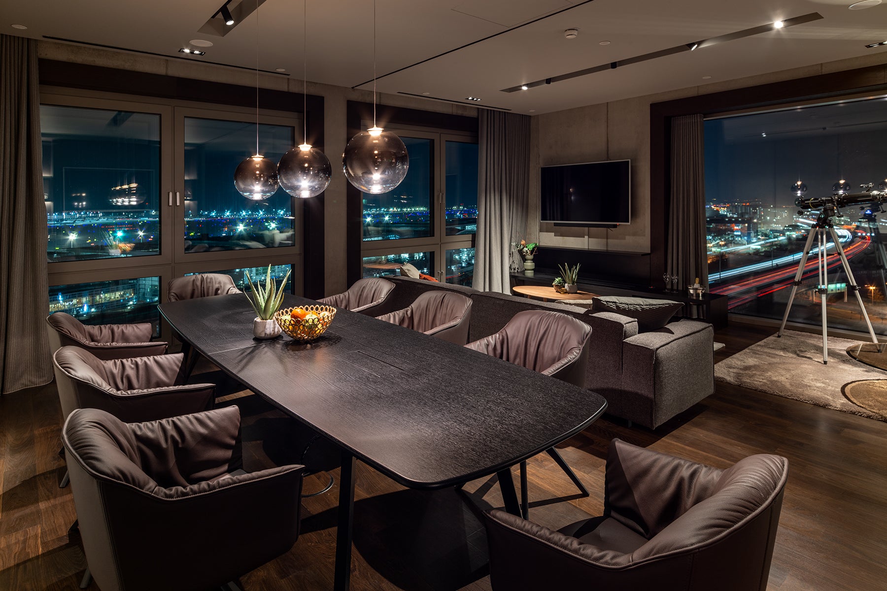 RANDOM SOLO – lamptitudereserve